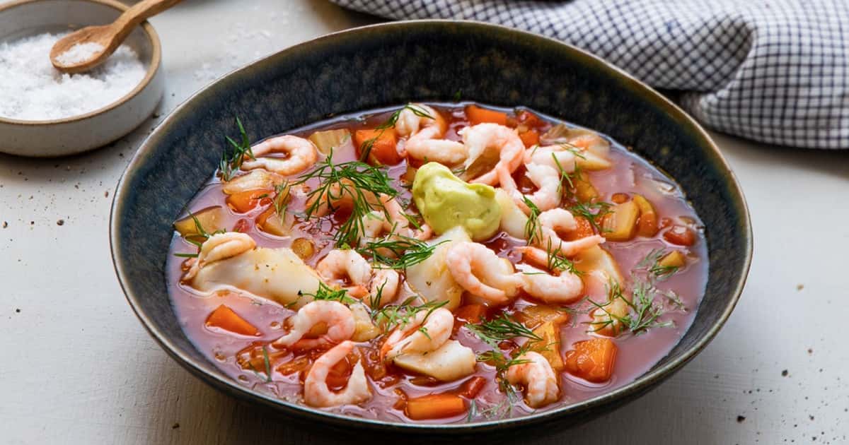 Oppskrift på fransk tomatisert fiskesuppe med seifilet og reker – sunn ...