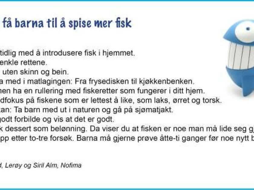 Smarte barn spiser hvit fisk